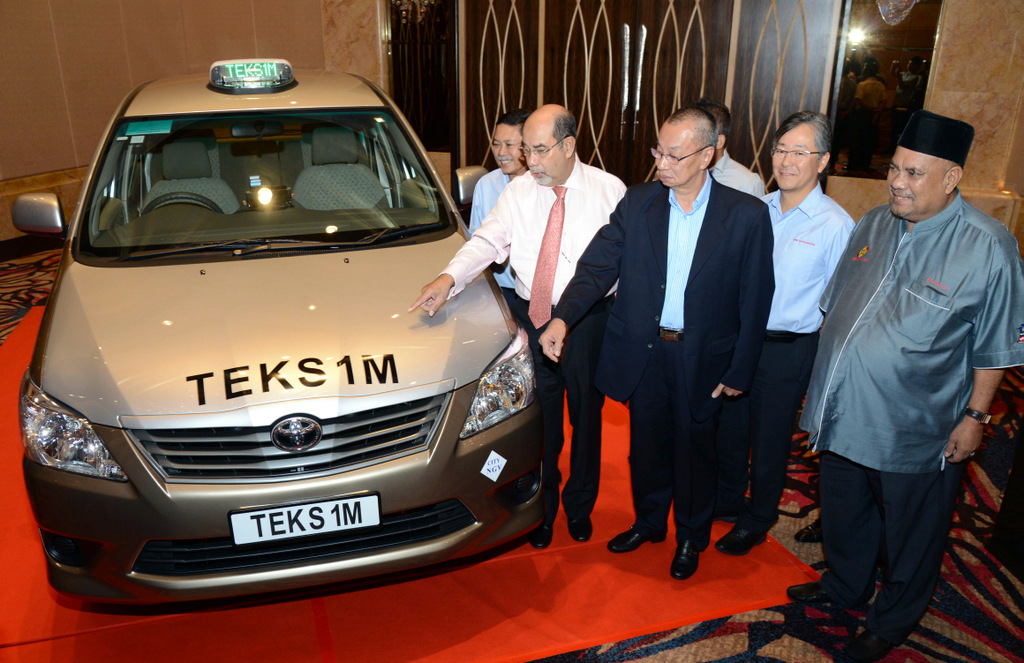 Toyota Innova Pilihan TEKS1M