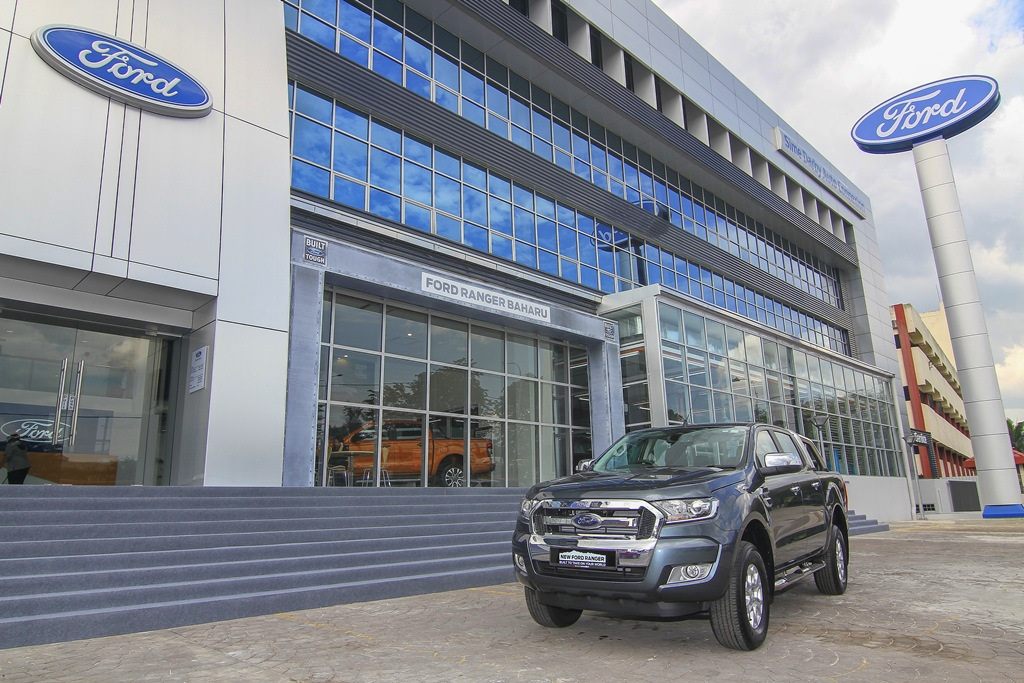 Bilik Pameran Ford Terbesar Di Malaysia