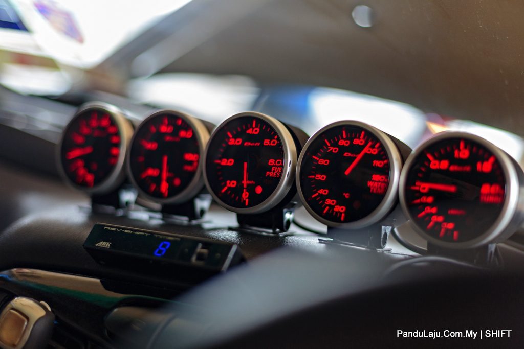 Mitsubishi Lancer CB8A Tak Gentar