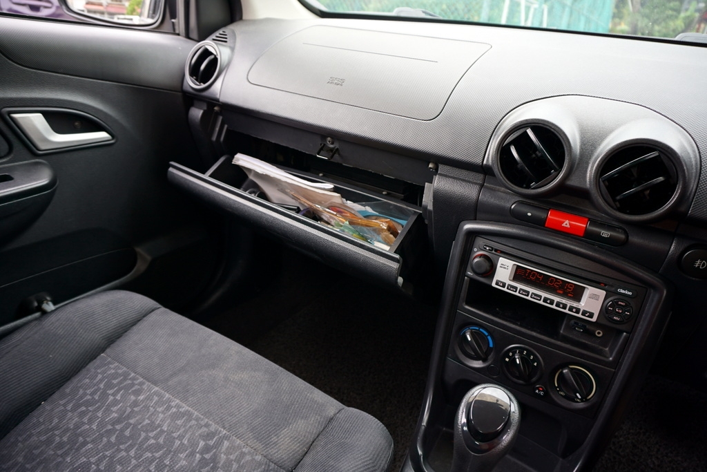 Proton Saga (2016) VS Saga FLX: 15 Perincian Interior yang Perlu Anda Tahu