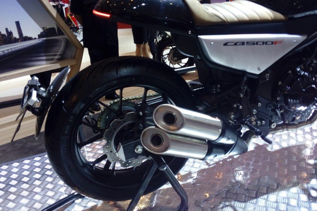 Honda CB500F Café Racer Tampil Imej Retro Moden Sempena IMOS 2016