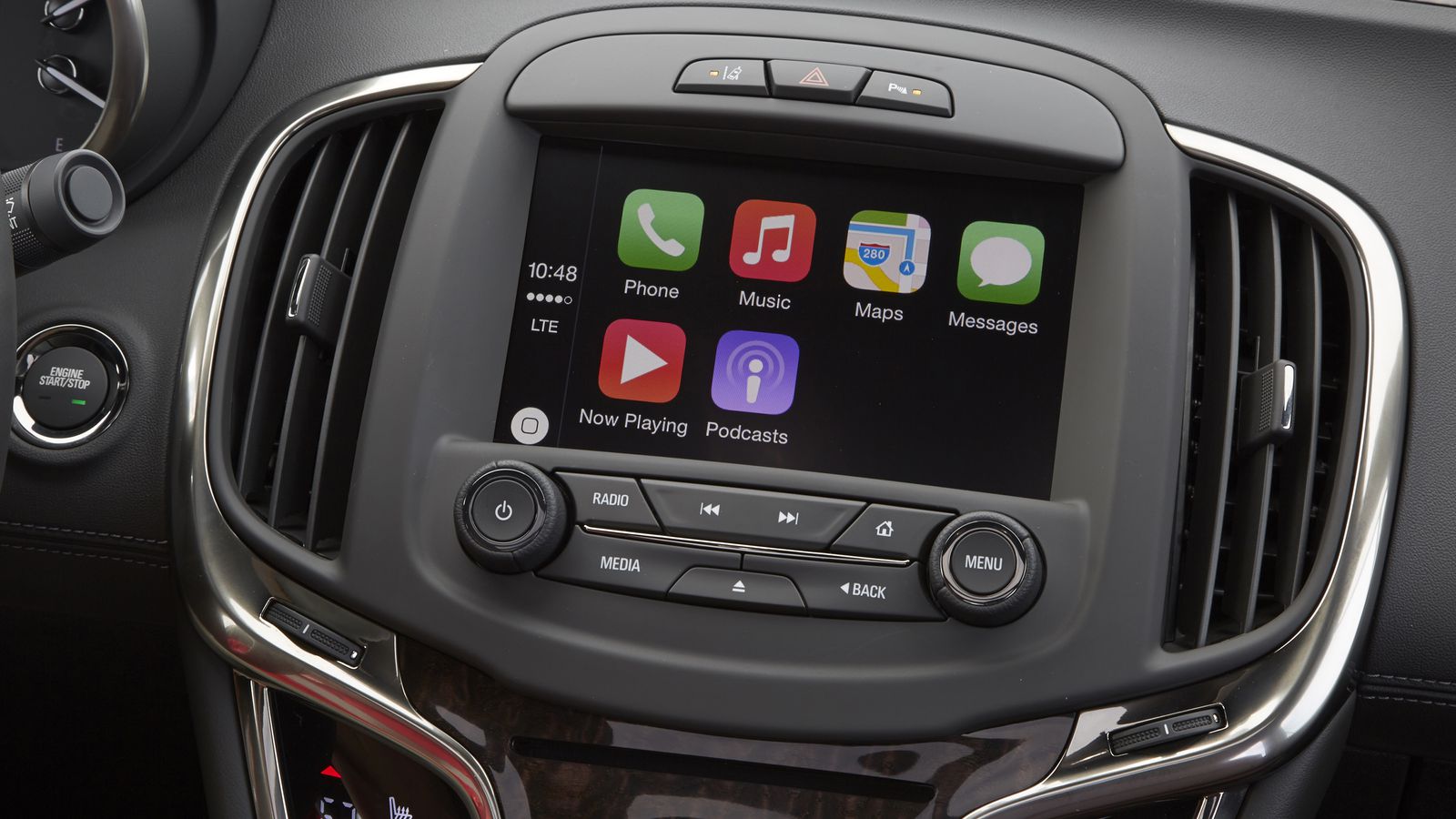 Apple CarPlay [SIRI 2/2]: Ketahui Fungsi, Kelebihan dan Cara Menggunakannya