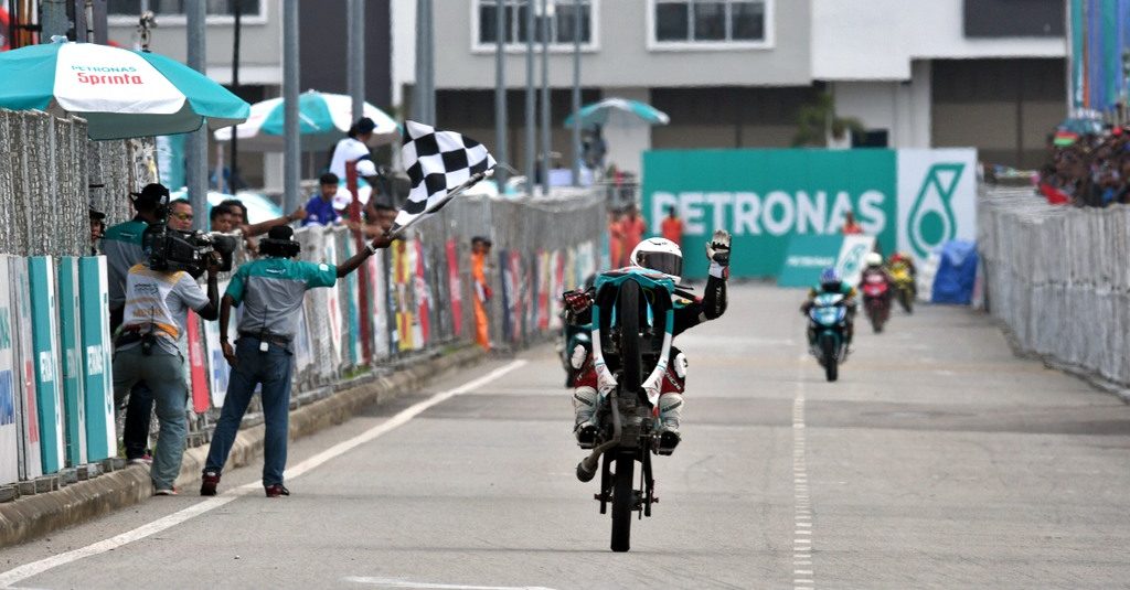 Kasma Daniel Juara CP150 Cub Prix Melaka - Yamaha Y15ZR Terus Mengganas
