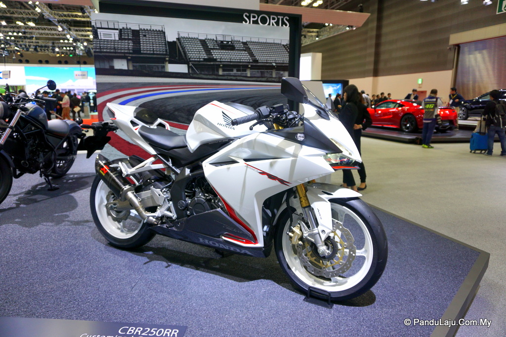 Honda CBR 250RR Custom - Seanggun Salji di Puncak Fuji, Curi Perhatian ...