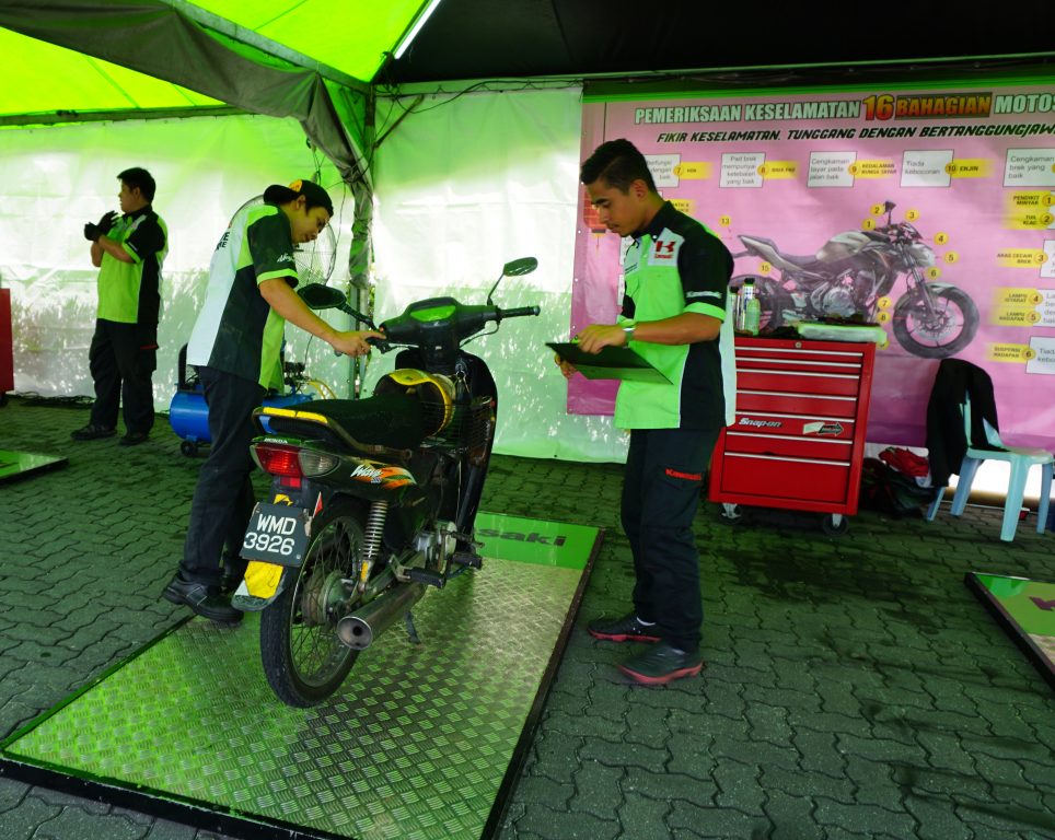 Percuma, Helmet Lama Tukar Baharu dan Periksa Motor! Datang Kempen ...