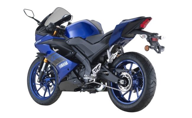Sportbike Bakal Fenomena? Yamaha YZF-R15 Lancar di Malaysia, Harga RM11,988