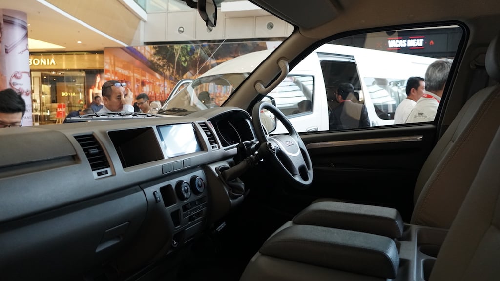 Go Auto-Higer Ace Dilancarkan - Van 15-18 Penumpang Harga Berbaloi ...