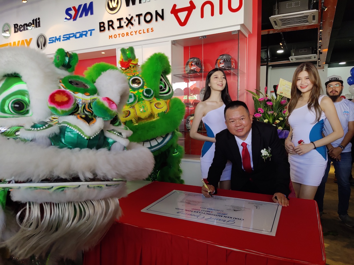 MFORCE SMART-Shop - Kedai Eksklusif dan Pusat Servis untuk 7 Jenama ...