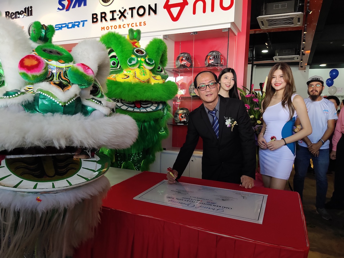 MFORCE SMART-Shop - Kedai Eksklusif dan Pusat Servis untuk 7 Jenama ...