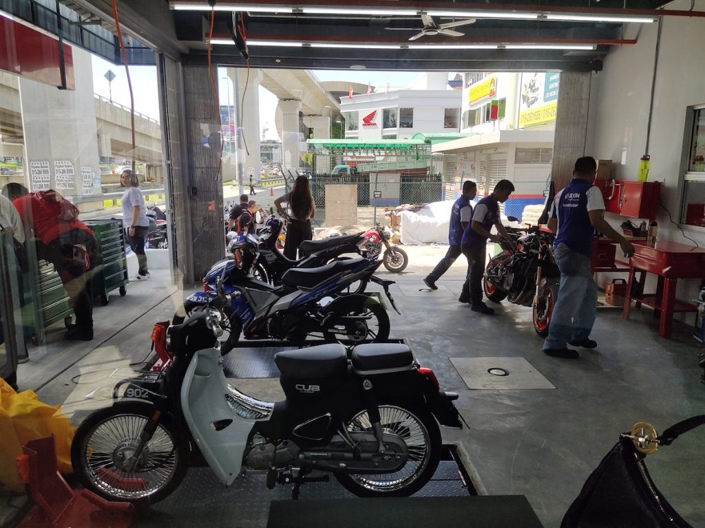 MFORCE SMART-Shop - Kedai Eksklusif dan Pusat Servis untuk 7 Jenama ...