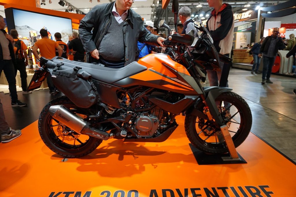 #TahukahAnda: Kenapa Syarat Emisi Euro5 Buatkan Ekzos Motosikal Jadi Besar?