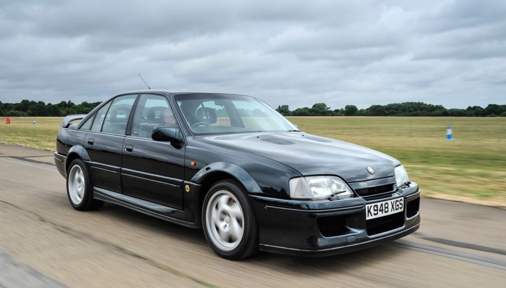#RetroAuto: Vauxhall Lotus Carlton 3.6L Twin Turbo Pernah Jadi Sedan ...