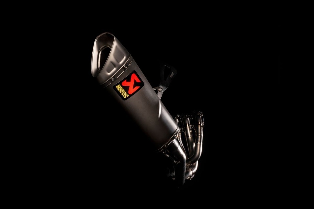 Akrapovic Bangunkan Ekzos Khas untuk CBR1000RR-R Fireblade Baharu