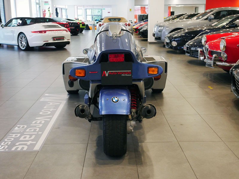 BMW Modulo Car M89 - Kereta Tiga Roda dengan Enjin Motosikal 740cc