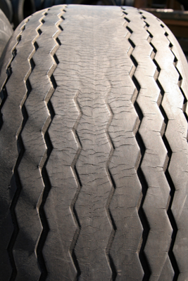 #TahukahAnda: Ketahui Perbezaan 4 Jenis Tayar Haus