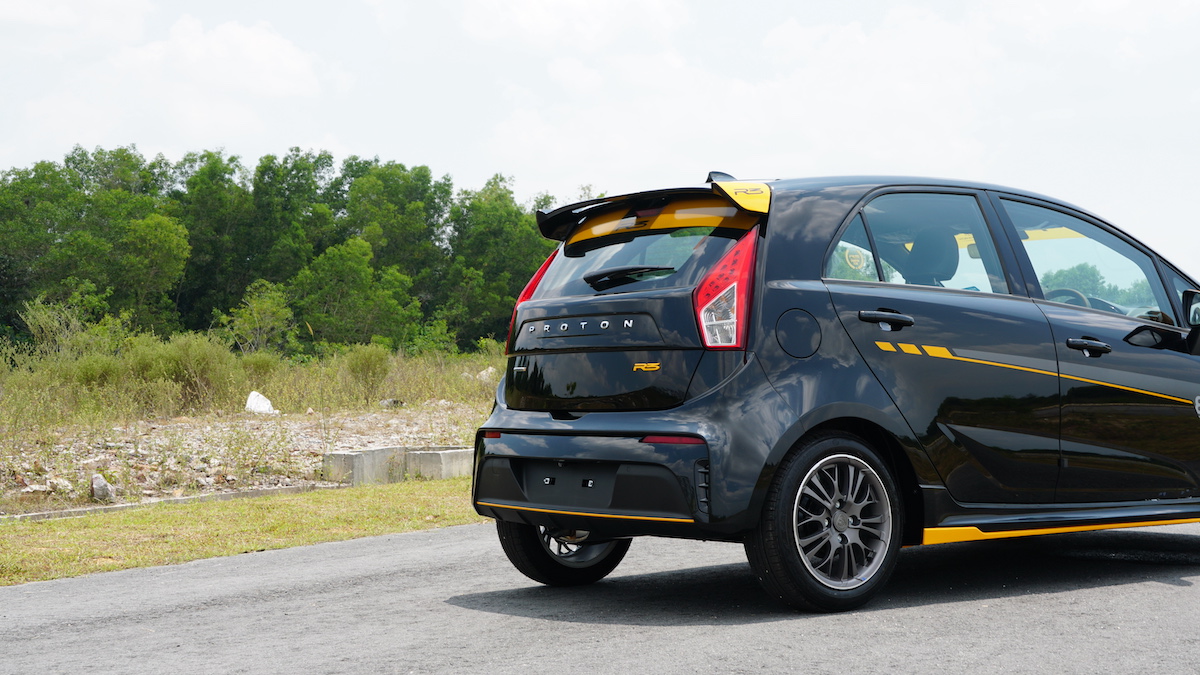 Apa Anda Dapat dengan Proton Iriz R3 Limited Edition (2021)? Harga RM52.9k