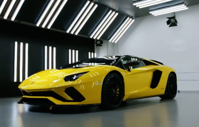 Dybala Beli Lamborghini Aventador S Roadster Sempena Gol ke-100