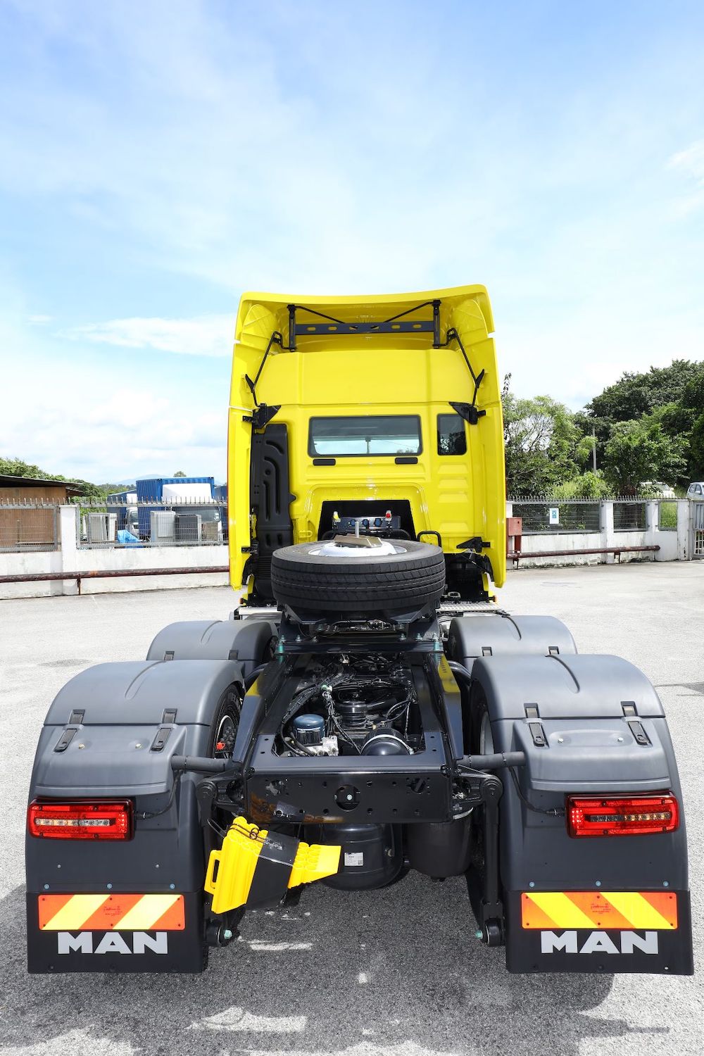 Trak MAN TM Cab (2022) yang Lebih Canggih, Selesa Lancar di Malaysia