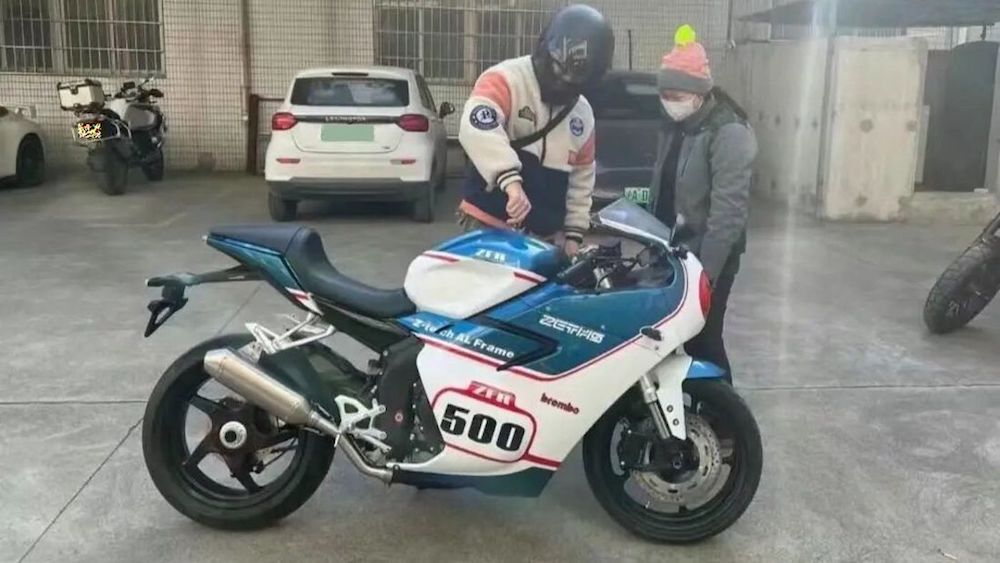 Sportbike Neo-Retro Gaya 80-an Zeths ZFR 500 R Avenger (2023) Bakal Lancar Mei Ini