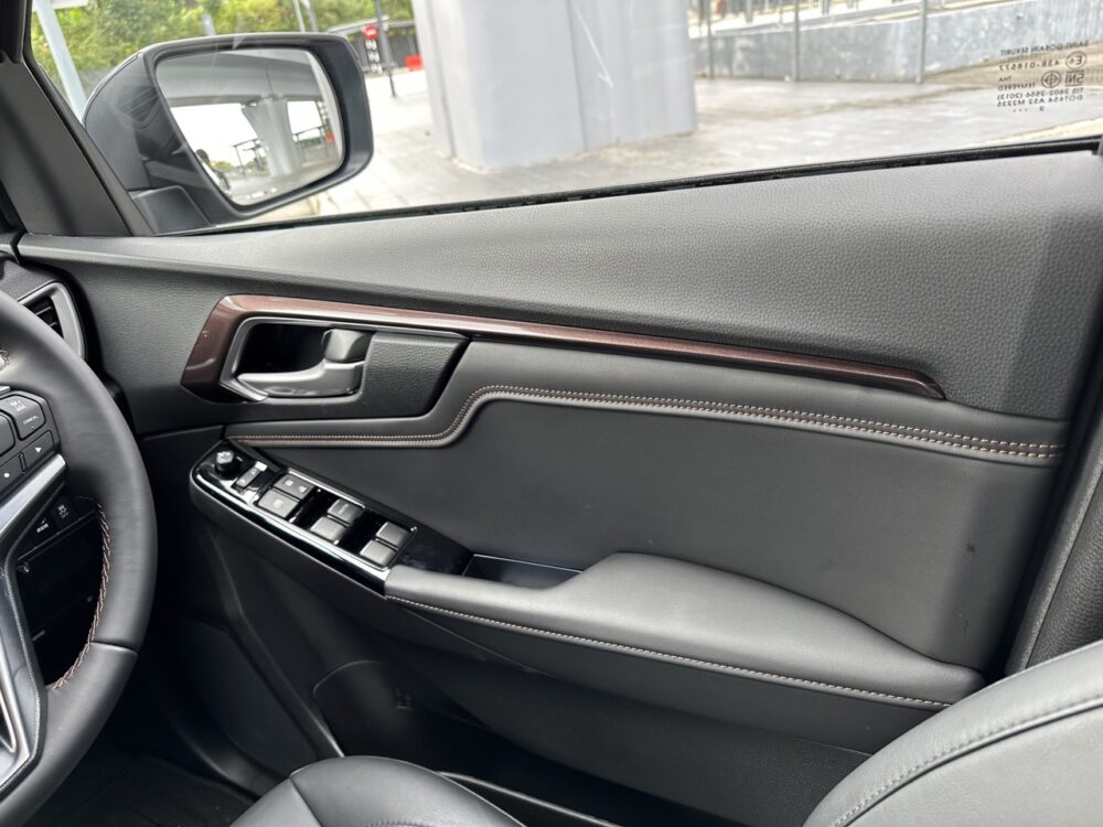 5 yang Terpaling Padu Tentang The New Isuzu D-Max 3.0L 4x4 AT X-Terrain!