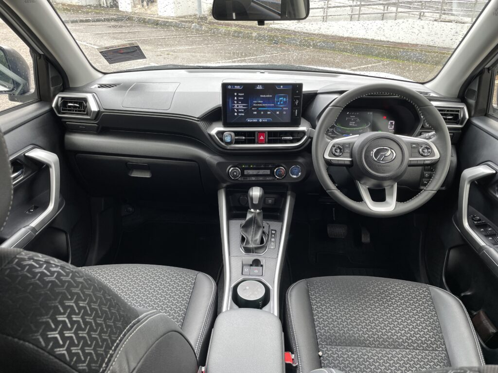 #PanduUji: Perodua Ativa Hybrid? Macam Boleh On Je, Tapi...