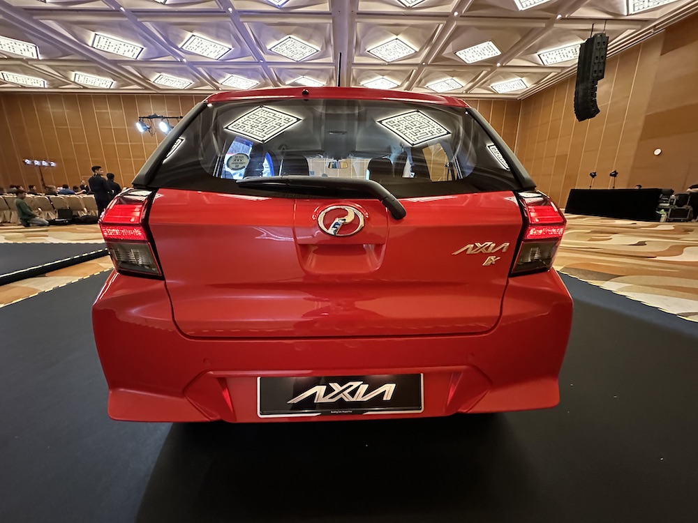 #Perbandingan: Beza Luaran Perodua Axia X vs Perodua Axia AV (2023)