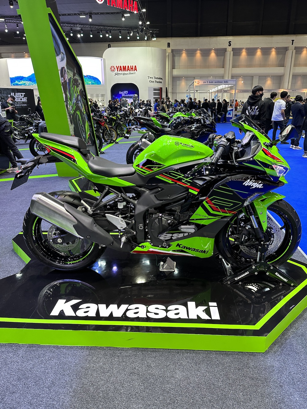 #BIMS2023: Thailand Dapat Kawasaki Ninja ZX-4R (2023), Harga Mula RM41.5k!