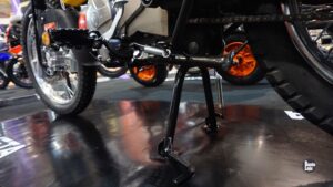 Aveta Pamer Kapcai Scrambler Ranger Max 130 (2023) dengan Aksesori Touring