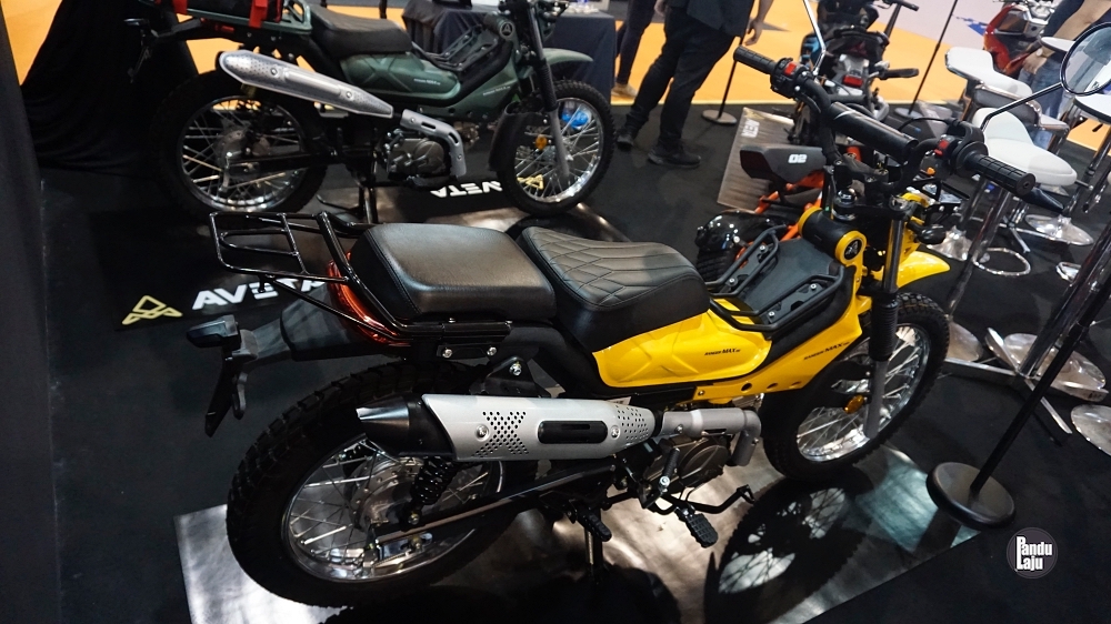 Aveta Pamer Kapcai Scrambler Ranger Max 130 (2023) dengan Aksesori Touring