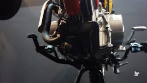 Aveta Pamer Kapcai Scrambler Ranger Max 130 (2023) dengan Aksesori Touring