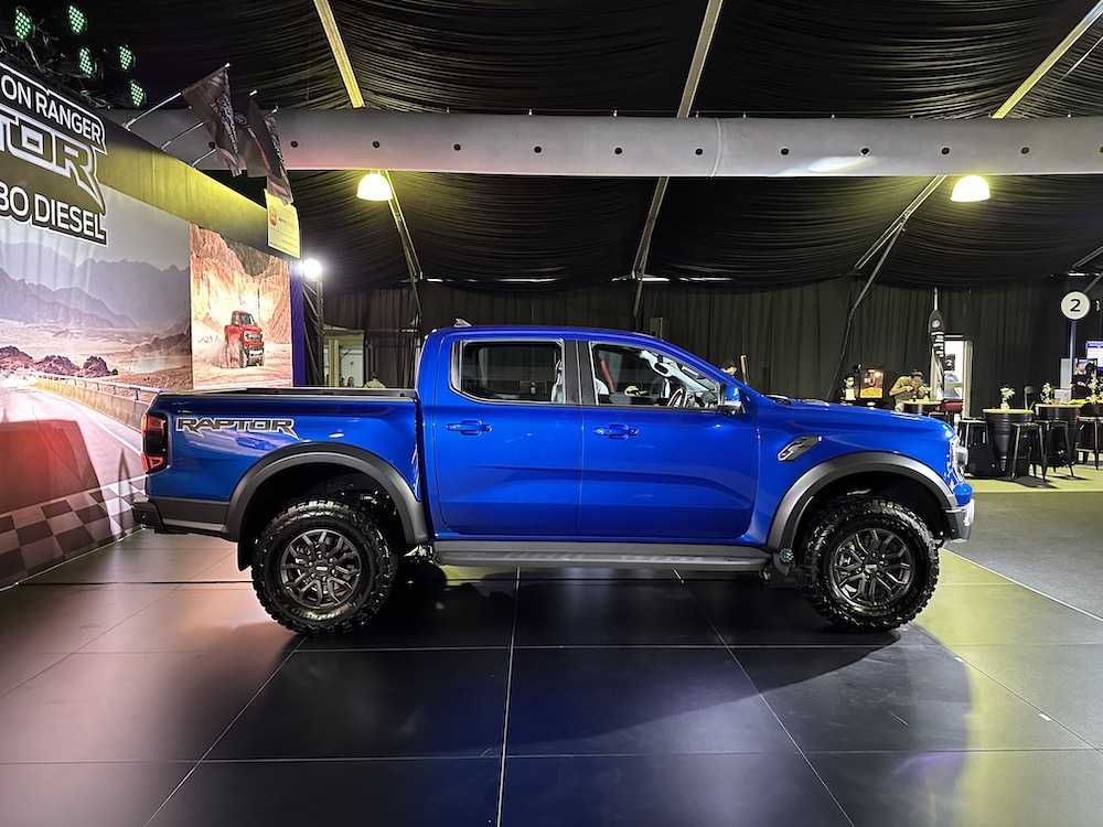 Ford Ranger Raptor 2.0L Bi-Turbo Diesel Lancar Di Malaysia, Harga RM248 ...