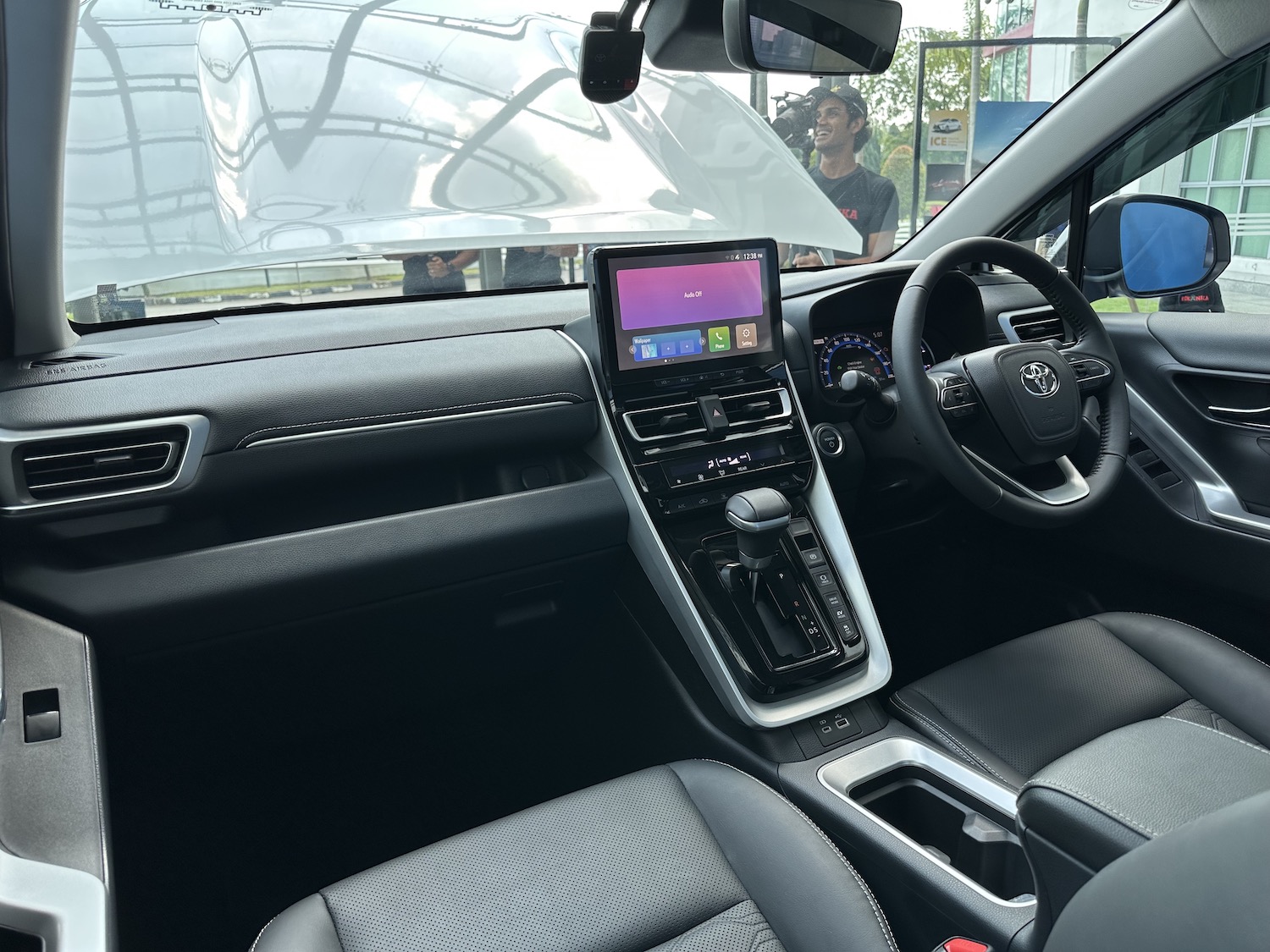 Toyota Innova Zenix: LIMA Sebab Kenapa Rakyat Malaysia Masih Setia ...