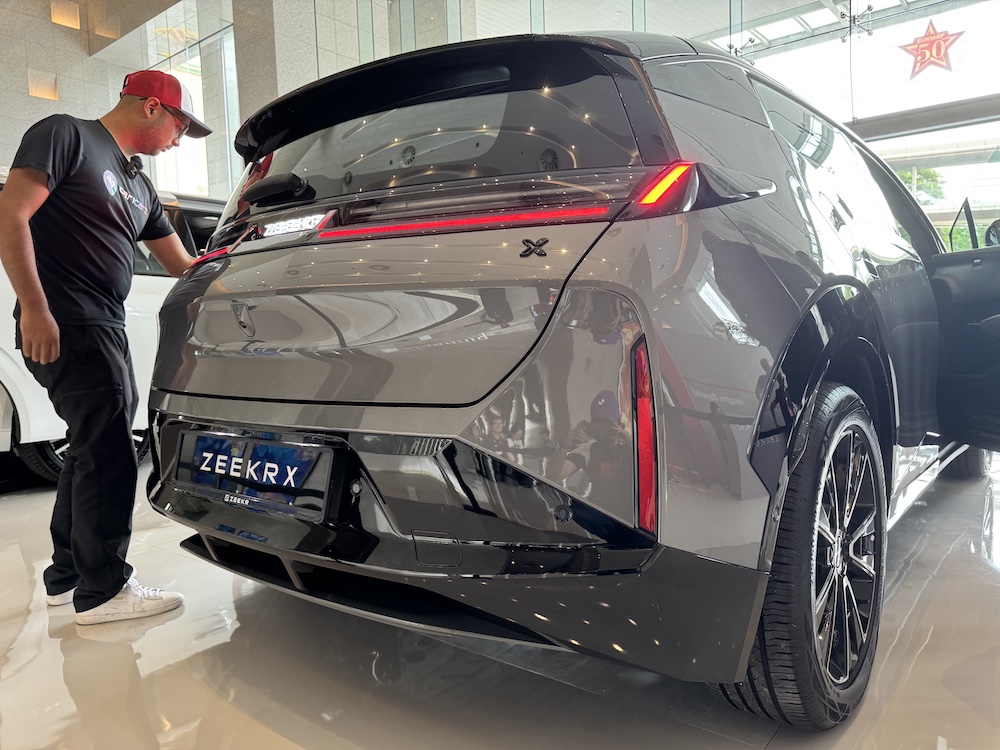 EV Premium Zeekr X, Zeekr 009 Rasmi Lancar di Malaysia