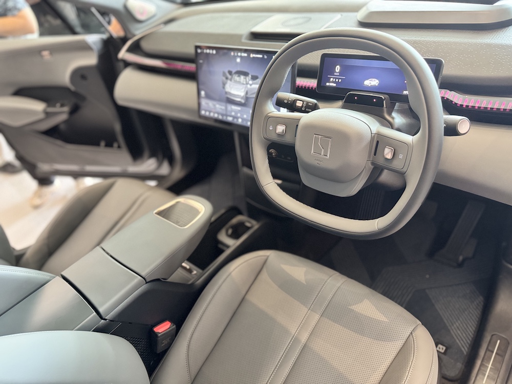 EV Premium Zeekr X, Zeekr 009 Rasmi Lancar di Malaysia