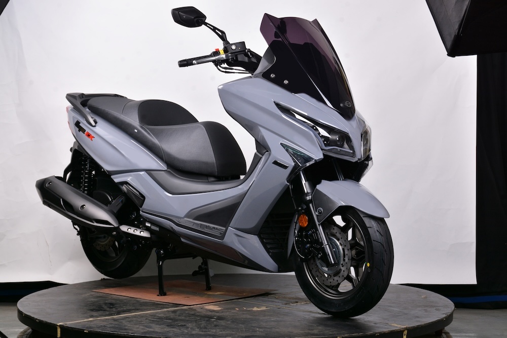 Modenas Elegan 250 EX 2025 Facelift Lancar, Harga RM17.7k!