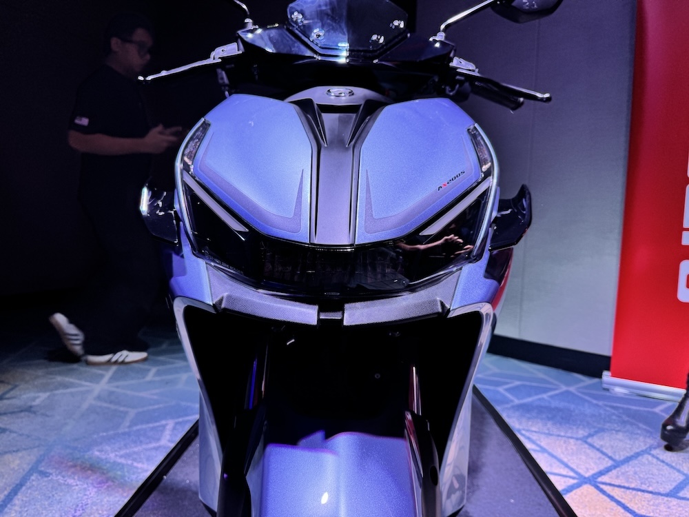 MForce Bike Lancar QJMotor AX200s 2025 untuk Pasaran Malaysia, Harga ...